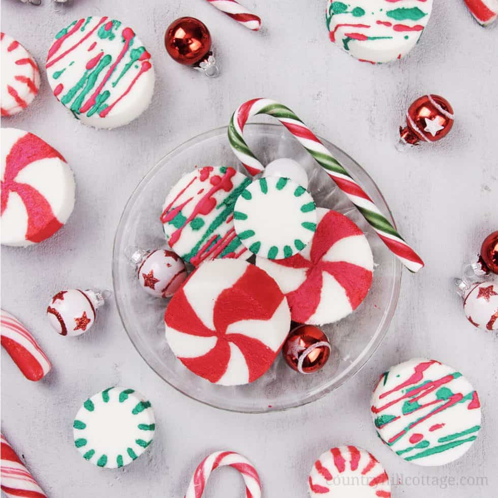 DIY Peppermint Bath Bombs – Christmas Candy Cane Bath Bombs