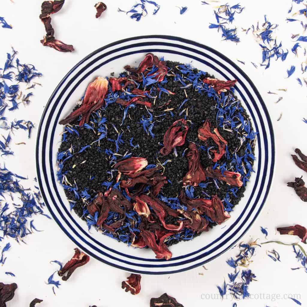 Hawaiian Black Lava Bath Salts – DIY Aromatherapy Bath Soak Recipe