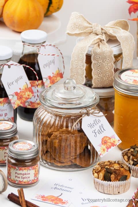 Fall Food Gift Ideas for an Easy DIY Fall Gift Basket