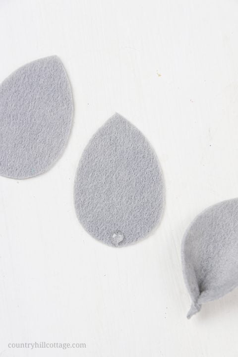 DIY Christmas Felt Wreath with Felt Poinsettia 2 Ways