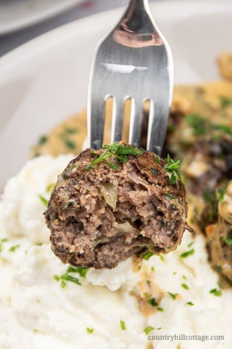 Keto Low-Carb Gluten-Free Swedish Meatballs Recipe