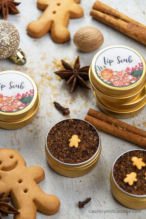 DIY Essential Oil Gifts for Christmas {+ Free Printable Labels + Gift Tags}