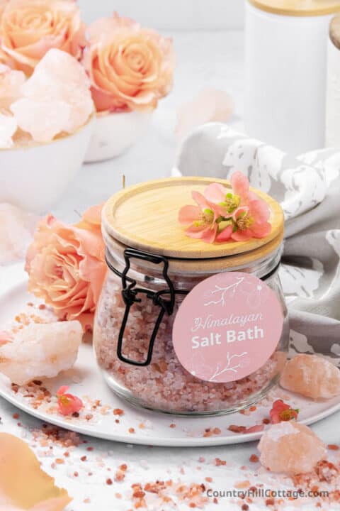 Himalayan Salt Bath {Benefits + Easy Recipe}