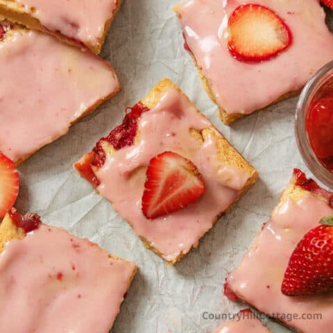 Bisquick Strawberry Cobbler