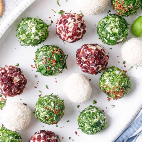 Mini Cheese Balls {Easy 20 Min Recipe}